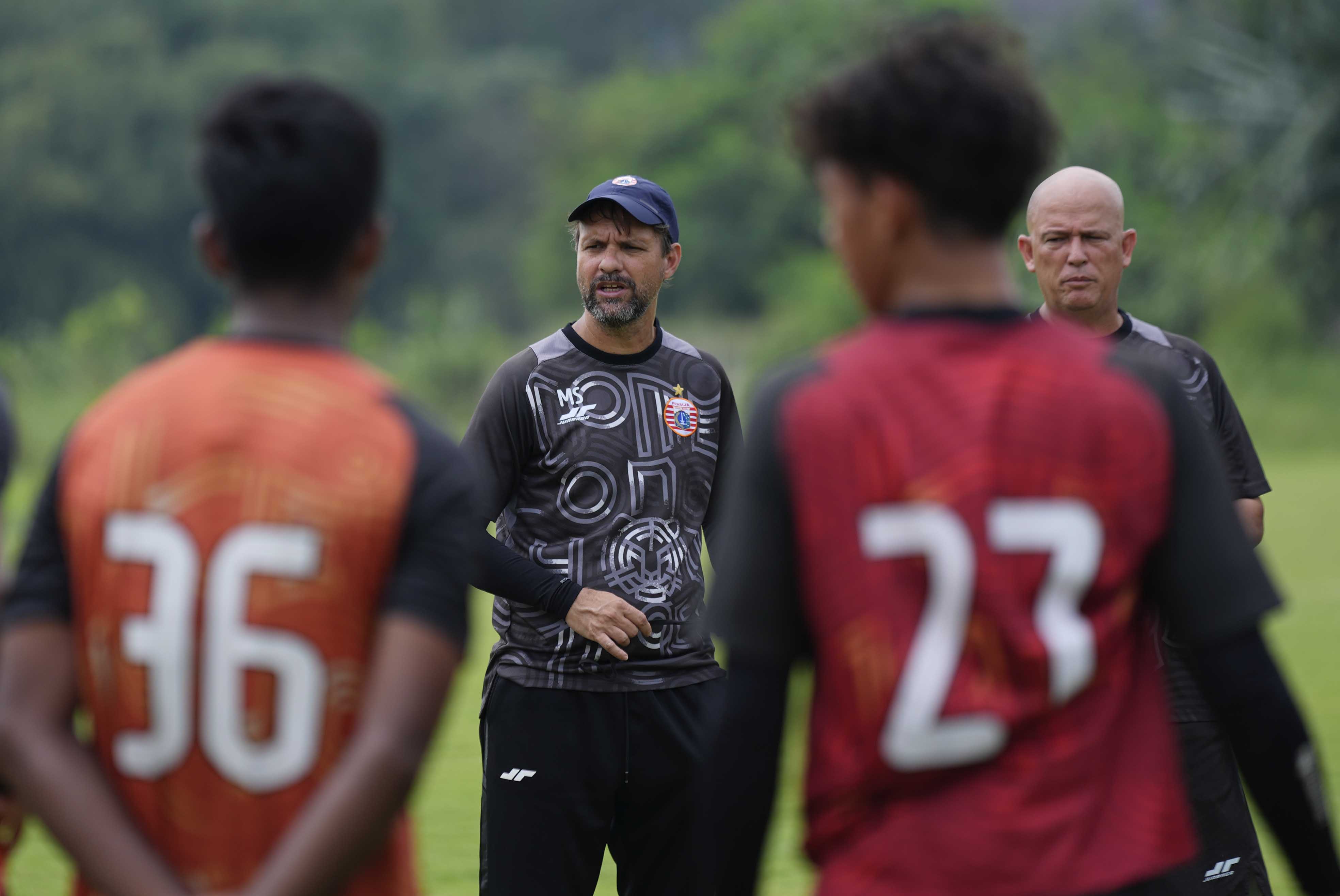 REVIEW PERSIB VS PERSIJA: BANYAK HAL YANG HARUS DIPERBAIKI DAN DIANALISA