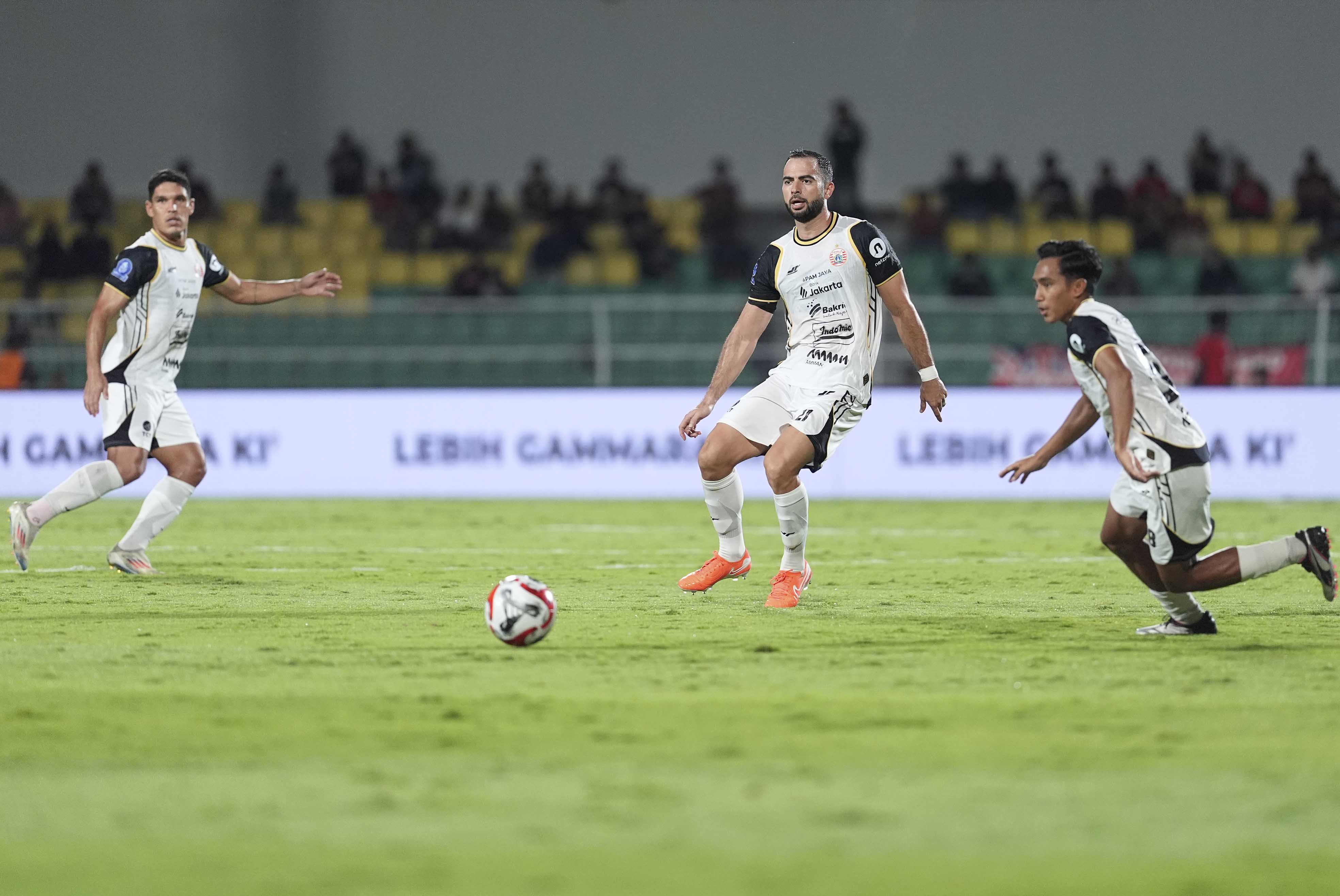 PERSIJA 2025/2026: AKAR PEMBINAAN DAN MENATAP PUNCAK SUPER LEAGUE