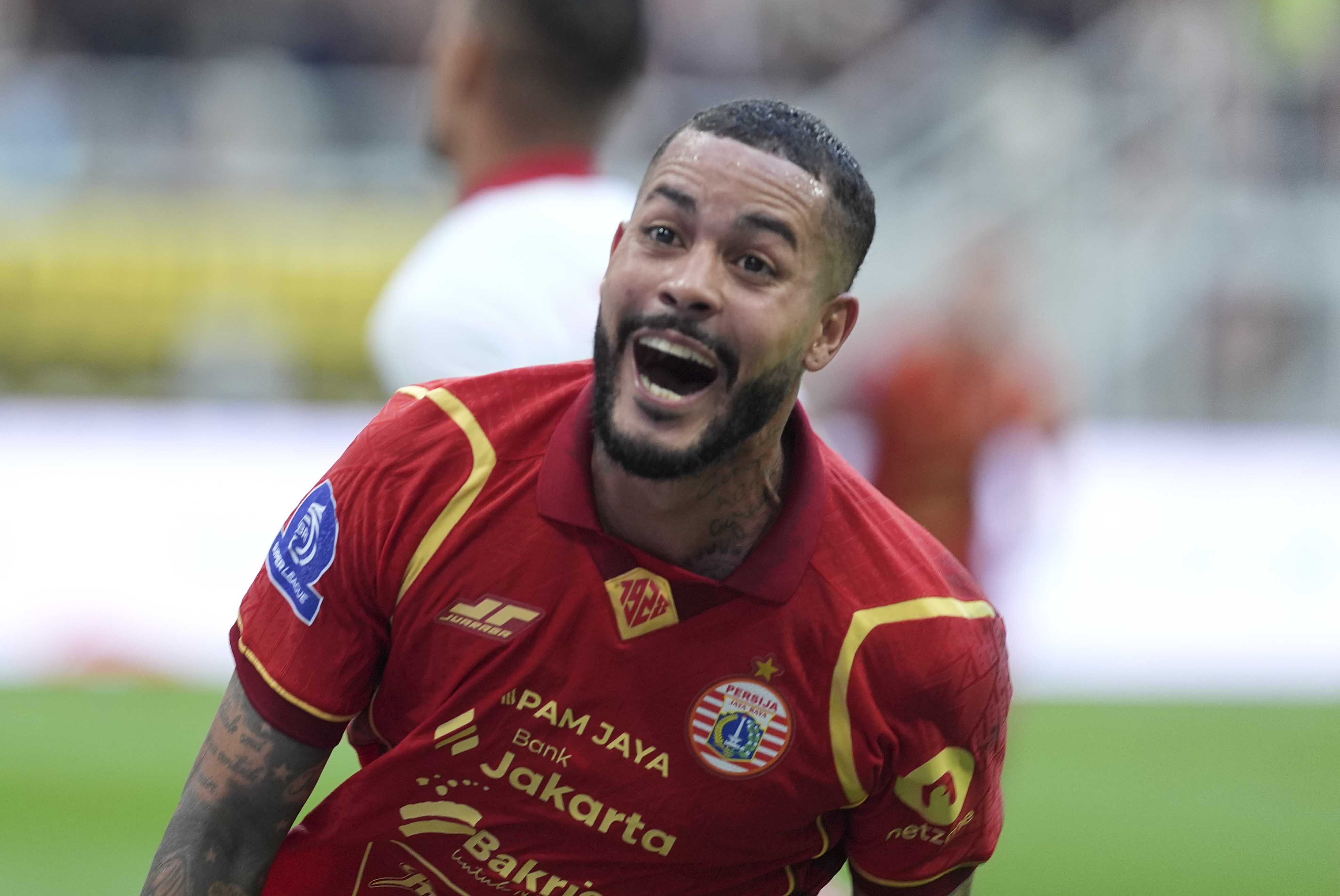 ADAPTASI CEPAT, AMBISI TINGGI: LANGKAH ALAN BERSAMA PERSIJA